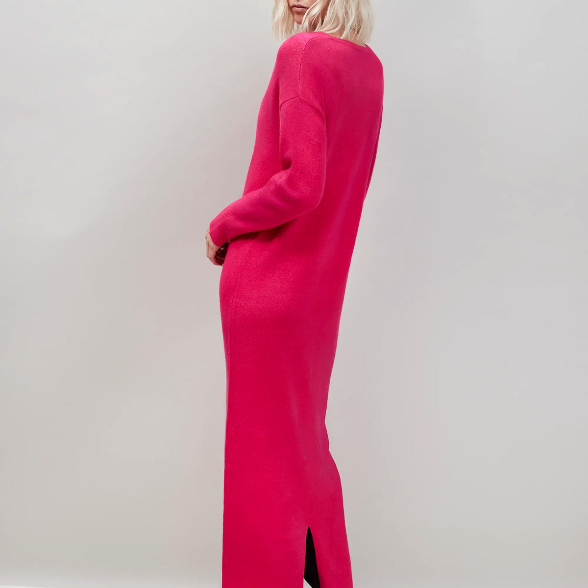 Petite Pink V-Neck Knit Dress – Ro&Zo