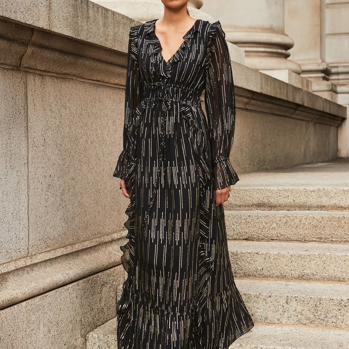 Lydia Gold Foil Tie-Waist Midaxi Dress – Ro&Zo