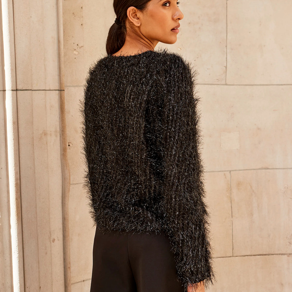 Black Tinsel Long-Sleeved Top – Ro&Zo
